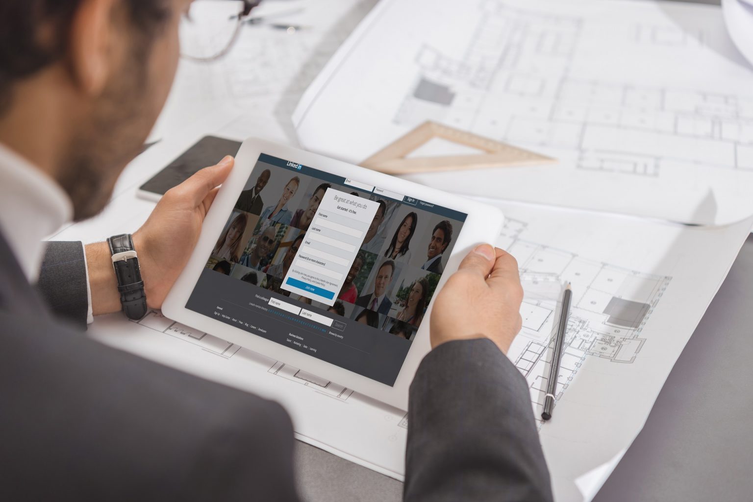 LinkedIn for Architects: Practical 2026 Playbook